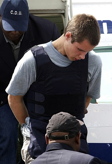 Colton Harris-Moore pleads not guilty | Islands' Sounder