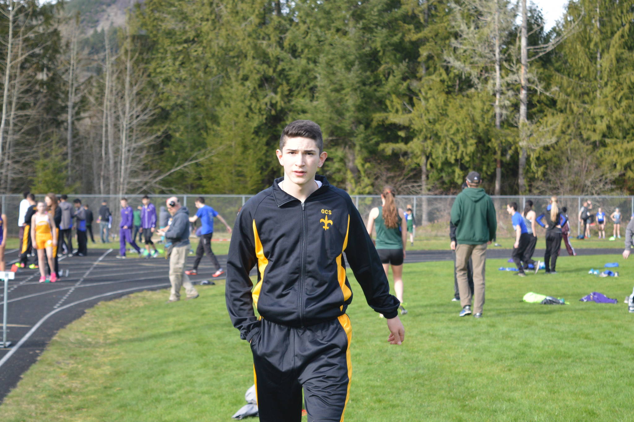 Saints track starts out on the right foot | Islands' Sounder