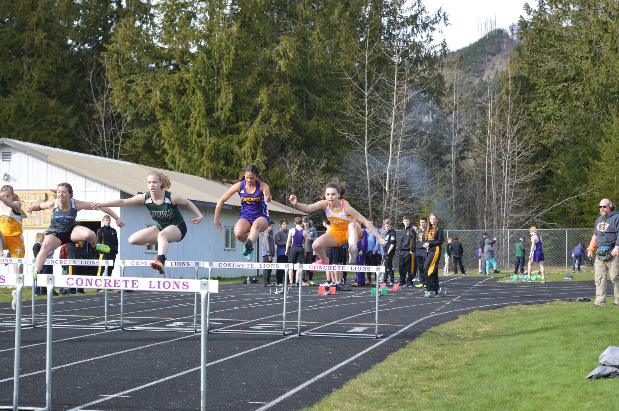 Saints track starts out on the right foot | Islands' Sounder