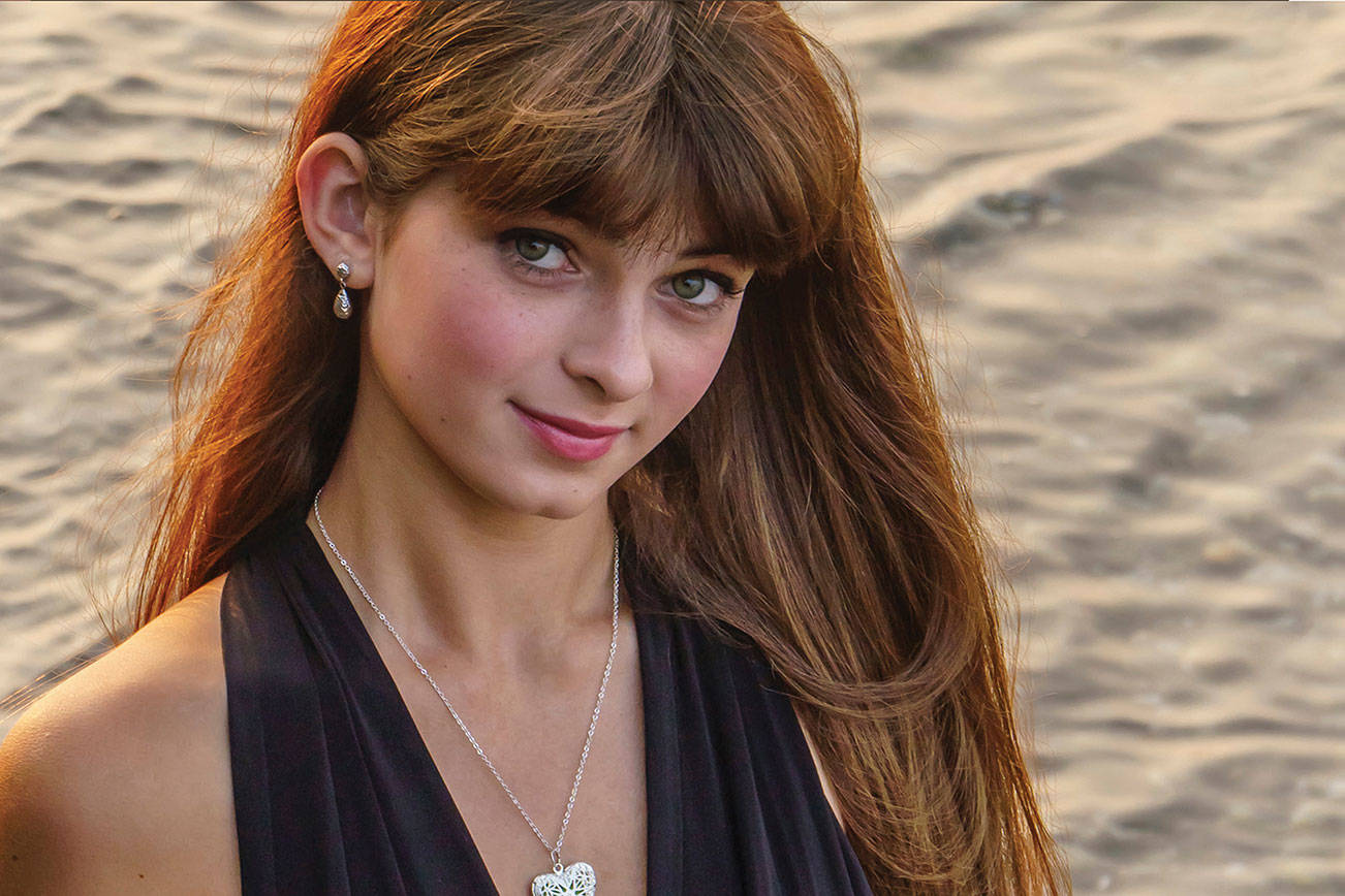 Hildreth presents first full-length concert | Islands' Sounder