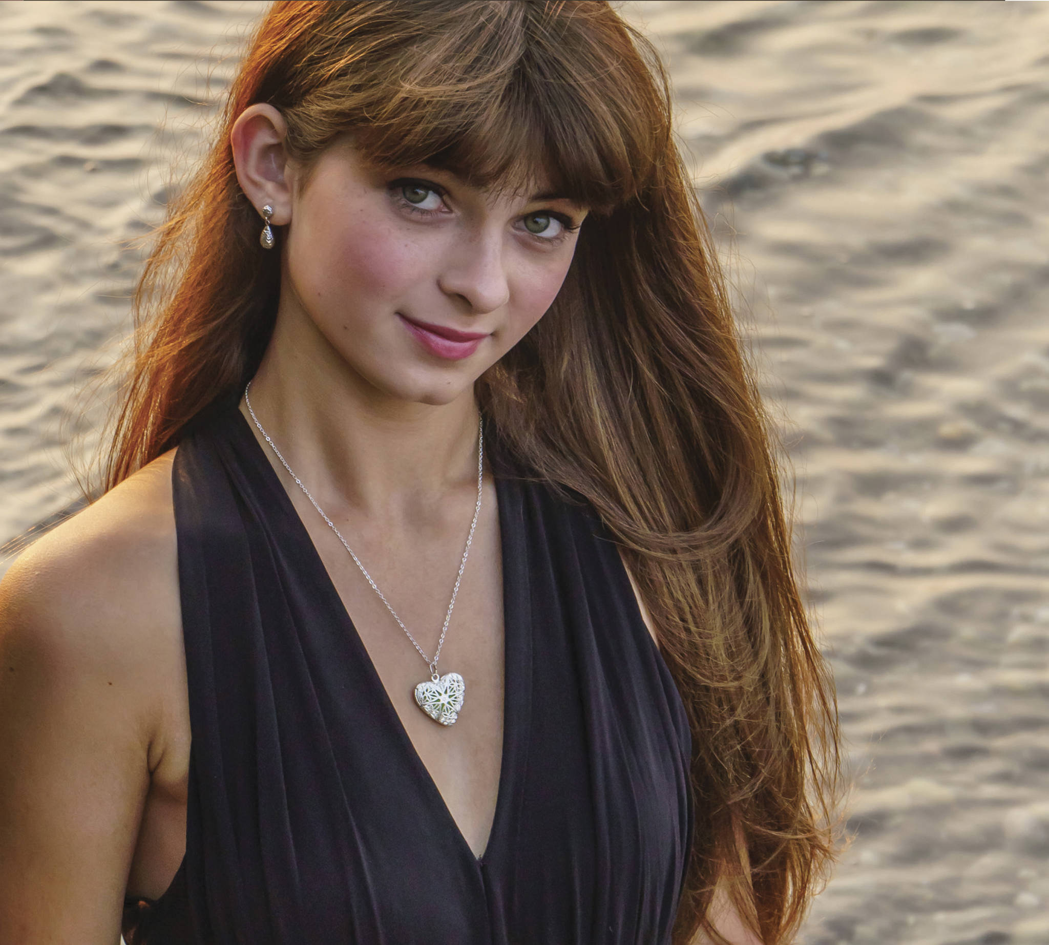 Hildreth presents first full-length concert | Islands' Sounder