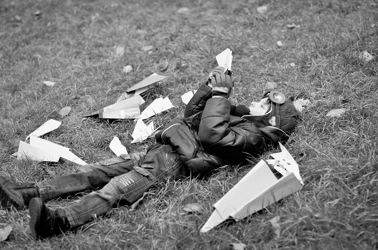 Annual paper plane contest | Islands' Sounder