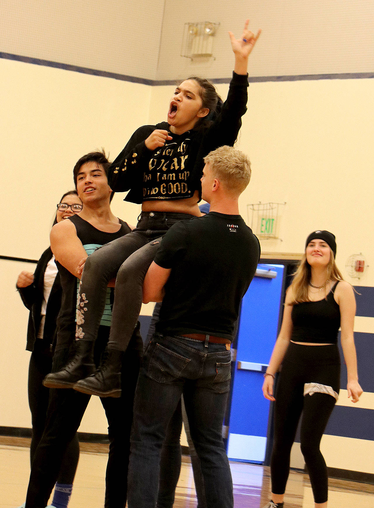 Orcas High School celebrates homecoming | Islands' Sounder