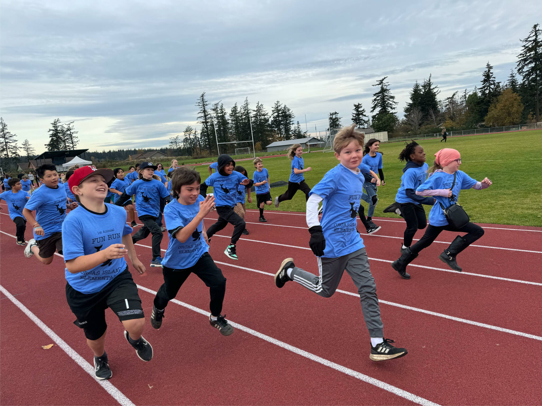 Elementary school holds its first annual Fun Run | Islands' Sounder