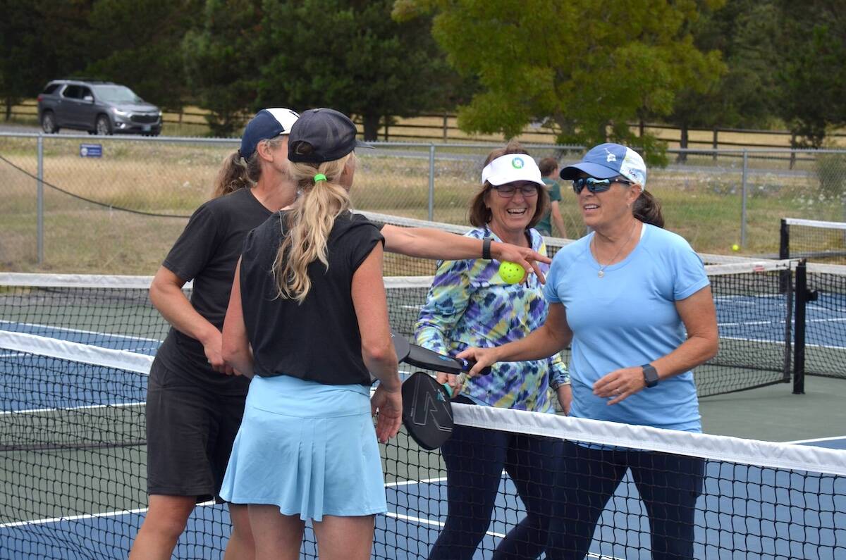 Pickleball tournament raises $12,000 and crowns winners | Islands' Sounder
